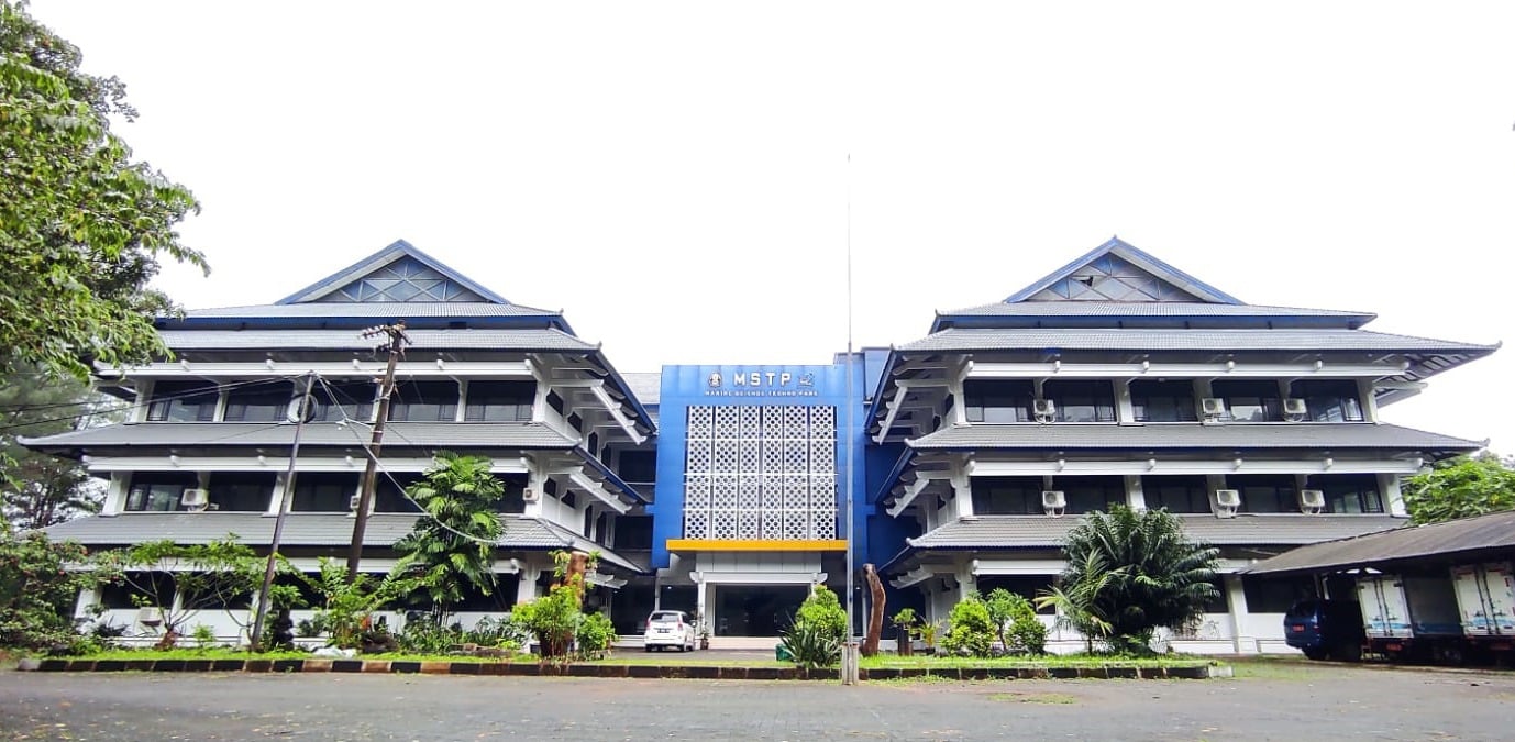 Top 10 Kampus Terbaik di Semarang Tahun 2025